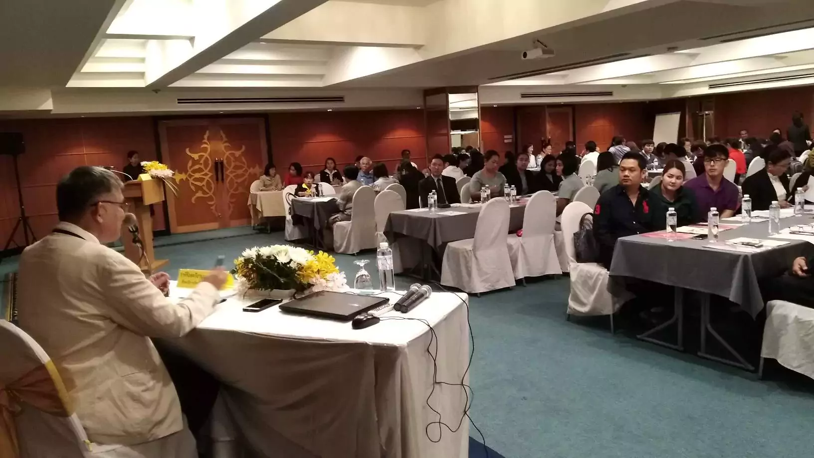 ศธจ.กรุงเทพฯ จัดประชุมวิเคราะห์ข้อมูล และจัดทำสารสนเทศผลการทดสอบทาง ...